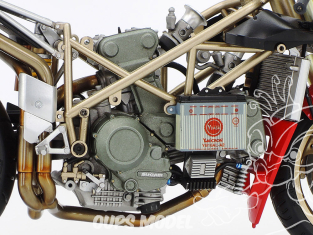 1/12 moto maquette (7) - Oupsmodel